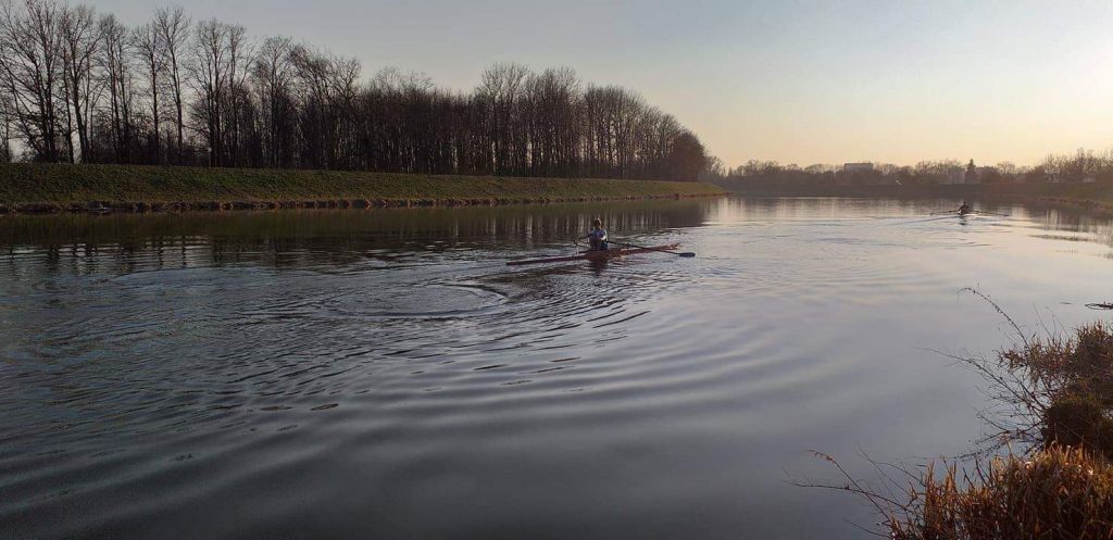 BFA69883-67E9-45C8-8B9E-DAED582BBA3C – Rowsandall